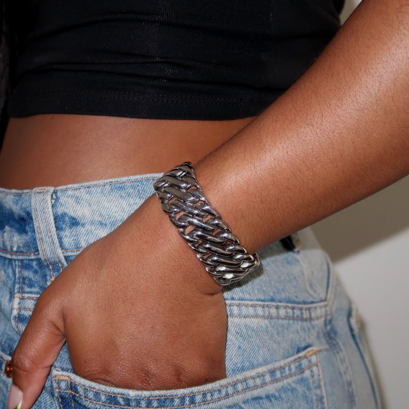 The Heavy Metal Bracelet – Project2000